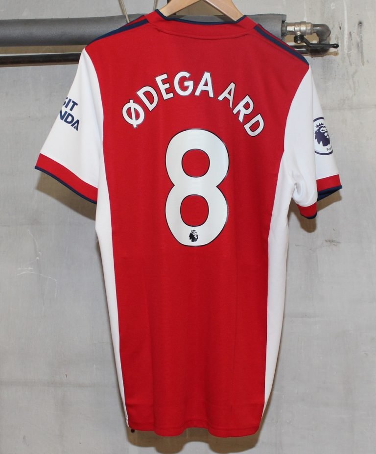 Arsenal 21/22 home kit - Odegaard 8 - iDfootballdesk